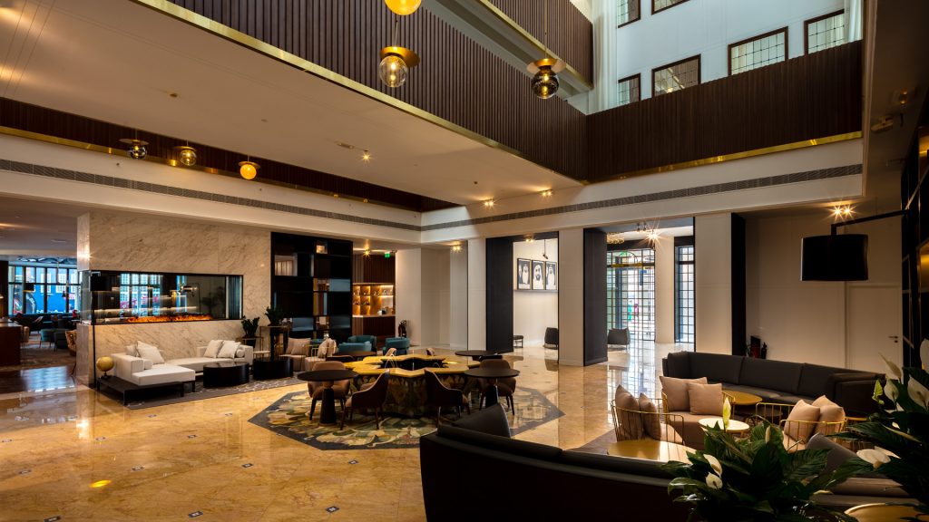 Le Meridien Hotel & Lobby - Arco Interiors